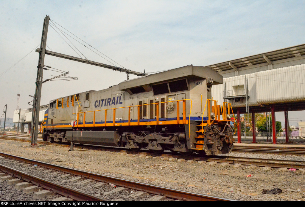 CREX ES44AC Locomotive